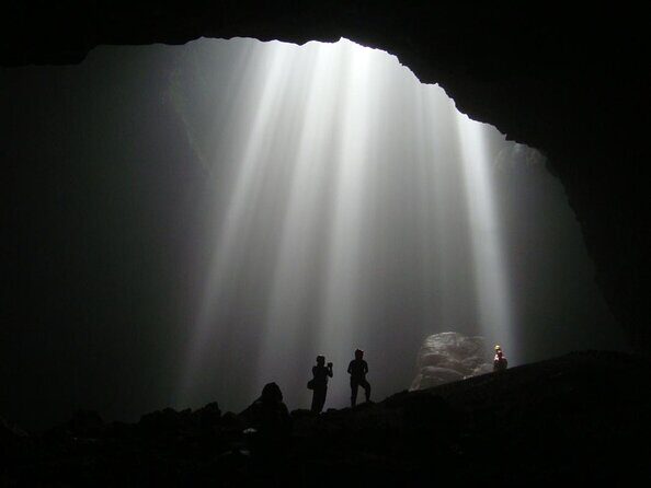 Beautiful Sunrise and Exotic Jomblang Cave Tour - Key Points