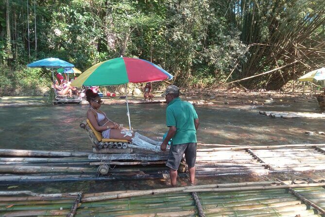 Beautiful Sunset Tour at the Rick's Cafe in Negril - An In-Depth Look at the Tour