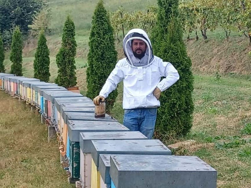 Beekeeping Tour and Honey Tasting Experience in Monferrato - From Hive to Honey: The Laboratory Tour