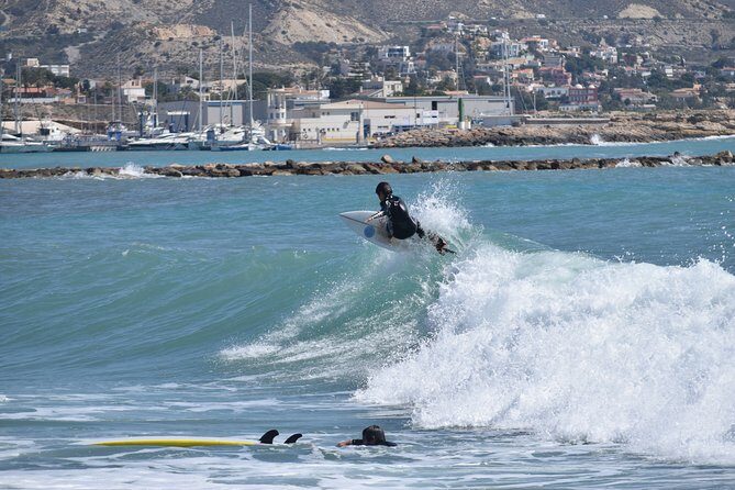 Beginner Surf Course - Meeting Point & Accessibility