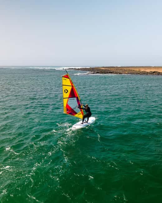 Beginner windsurf course in El Cotillo (4 hours) - What This Windurfing Experience Offers
