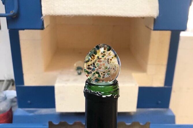 Beginner's Glass Blowing Lessons in Portland, Oregon - Who Should Consider This Experience?