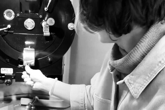 Behind The Scenes Of The Coffee Roasting Process 101 - A Closer Look at Behind The Scenes Of The Coffee Roasting Process 101