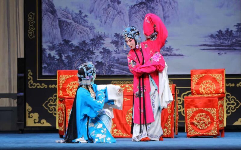 Beijing Acrobatics Show And Peking Opera Tour With Transfer - A Fully-Structured Cultural Evening in Beijing