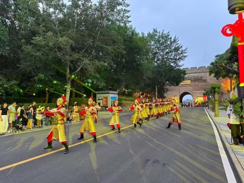 Beijing: Badaling Great Wall Private Tour with Night Option - The Itinerary: A Closer Look