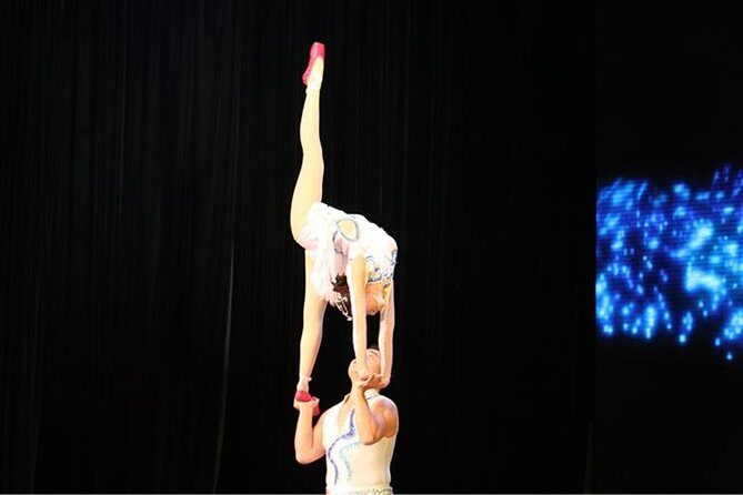 Beijing Evening Guided Tour: Roast Duck Dinner and Acrobatic Show - FAQs