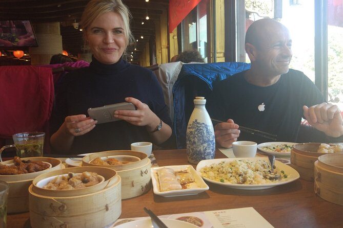 Beijing Evening Tour: Chaoyang Acrobatic Show with Dimsun Dinner - Key Points