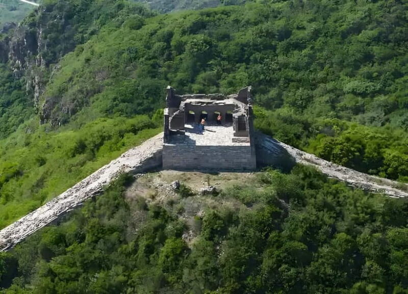 Beijing: Group Travel to Ming Tomb and Wild Shixiaguan - Analyzing the Itinerary in Detail