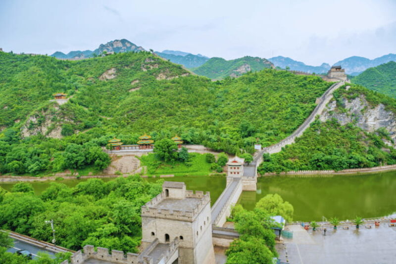 Beijing: Huanghuacheng Lakeside Great Wall Bus/Private Tour - Pros and Cons Summary