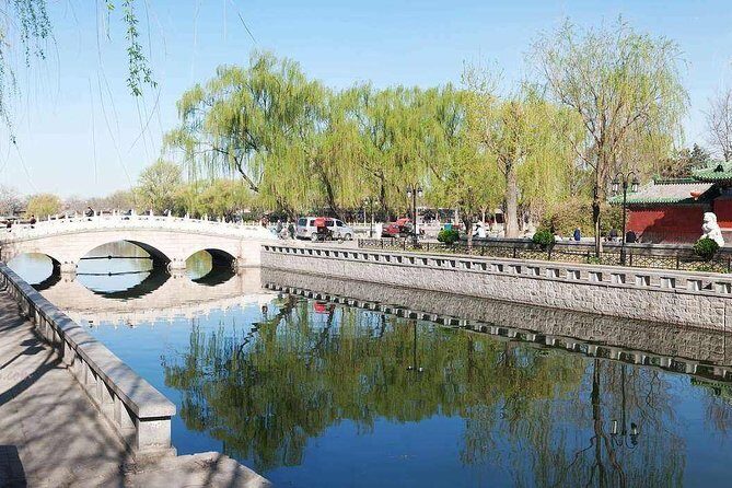 Beijing Hutong Private Walking Tour with Rickshaw in Shichahai Scenic Resort - What Makes This Tour Stand Out?