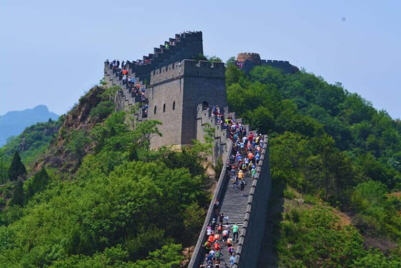 Beijing: Jinshanling GreatWall Hike with Bus or Private Tour - Discovering the Quiet Majesty of Jinshanling