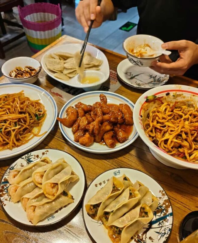 Beijing Lama Temple Visit, Hutong Local Food & Brewpub Tour - An Evening in a Hidden Hutong Brewpub