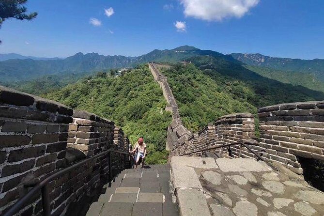 Beijing Layover Private Tour: Mutianyu Great Wall with Round-trip Airport Transfer - What Travelers Say: Authentic Perspectives