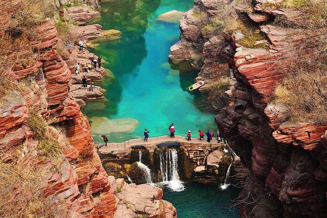 Beijing Private Day Trip to Yuntai Mountain Geopark in Henan by Bullet Train - Key Points