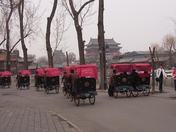 Beijing Private Food Walking Tour in Houhai Lake and Nanluoguxiang Hutong - Introduction: Why This Food Tour Is Worth Your Time
