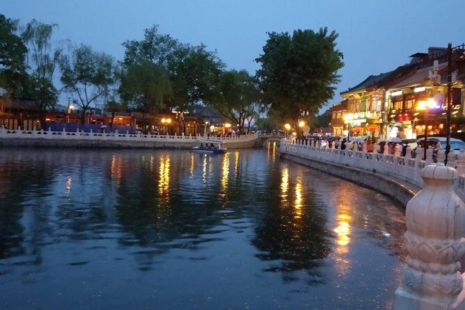 Beijing Private Food Walking Tour in Houhai Lake and Nanluoguxiang Hutong - What Makes This Tour Stand Out?