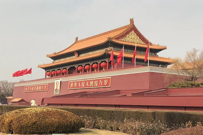 Beijing Private Layover Tour of Forbidden City with Lunch and Airport Pickup - Water Cube: A Technological Wonder