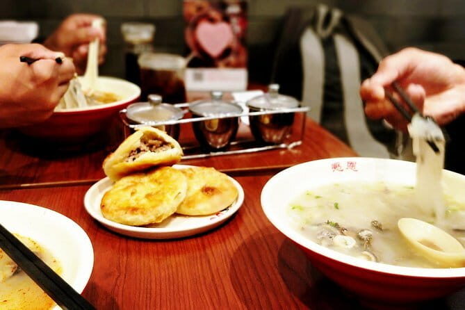 Beijing Private Night Food Tour with Jing A Brewpub Hopping - The Tour Experience in Detail