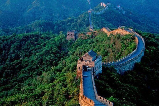 Beijing Private Tour including Mutianyu Great Wall, Beihai Park, Hutong & Snacks - The Itinerary in Detail