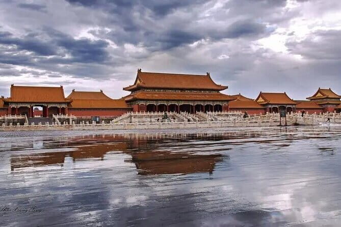 Beijing Private Tour of Forbidden City, Hutong Tour, Zhajiangmian lunch and More - Discovering Prince Gongs Mansion: A Slice of Qing Dynasty Life