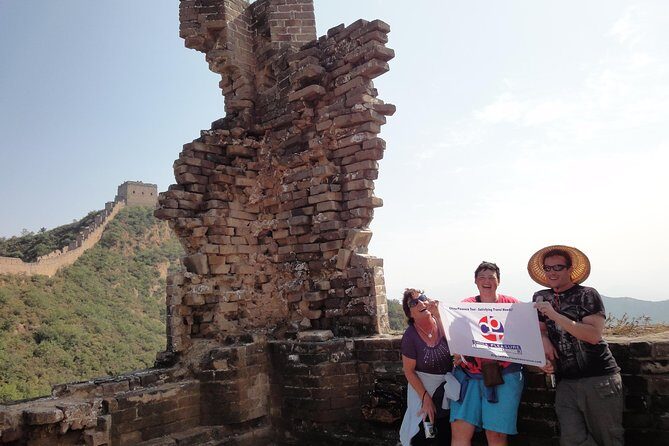 Beijing Private Tour to Badaling Great Wall, Ming Tomb with lunch - Lunch and Ming Tombs: A Cultural Transition