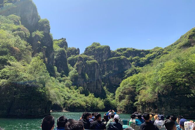 Beijing Private Tour to Juyongguan Great Wall and Longqing Gorge with Boat Ride - Exploring Longqing Gorge’s Natural Beauty