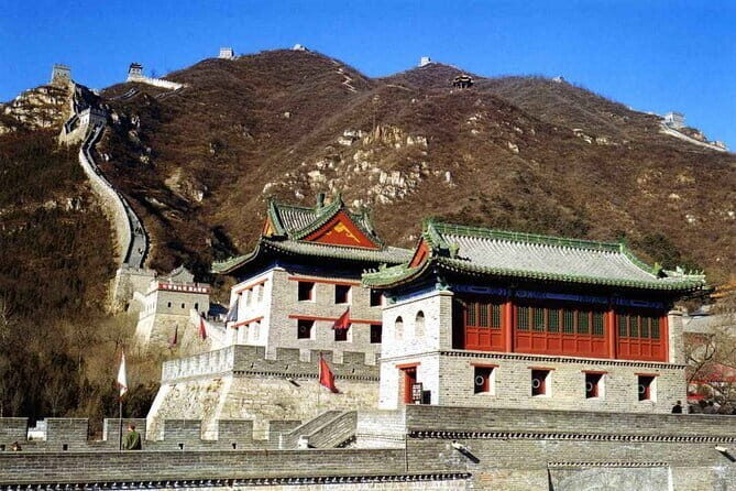 Beijing Red theatre Acrobatics Show Ticket - Who Should Consider This Tour?