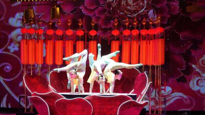 Beijing: Red Theatre Acrobatics Show Ticket-Local Must-See - Final Thoughts
