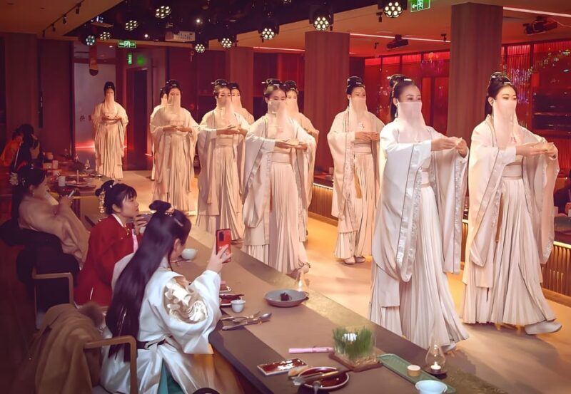 Beijing Royal Dinning Experience with cultural performance - FAQs