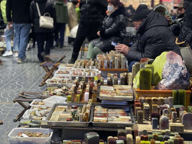 Beijing: Temple of Heaven, Panjiayuan Market, and Acrobatics - A Full Day of Beijing’s Best: What to Expect