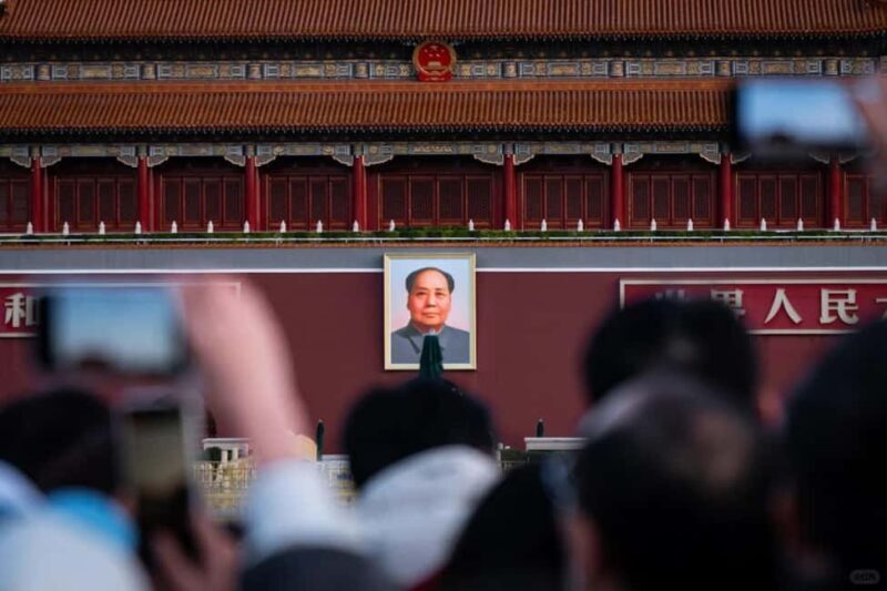 Beijing: Tiananmen Square and Houhai Night Walking Tour - How This Tour Compares