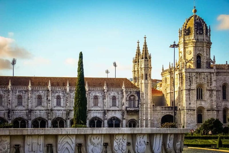Belém: Sunset Photography Walk in Lisbon - Overview of the Belém Sunset Photography Walk in Lisbon