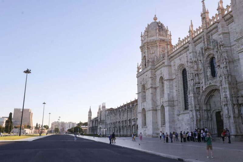 Belém Walking Tour + Jerónimos Monastery Fast-Track Ticket - FAQ
