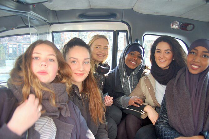 Belfast Black Cab Taxi 2Hr private tour with original guides - Who This Tour Is Best For