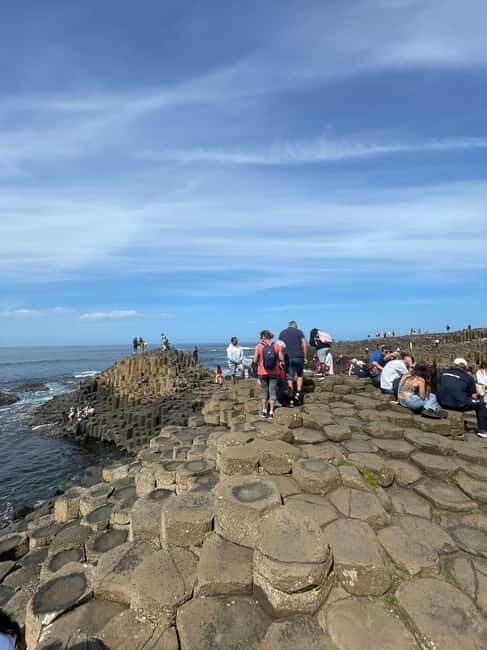Belfast city & Giants Causeway 16 PAX private Tour - Practical Considerations