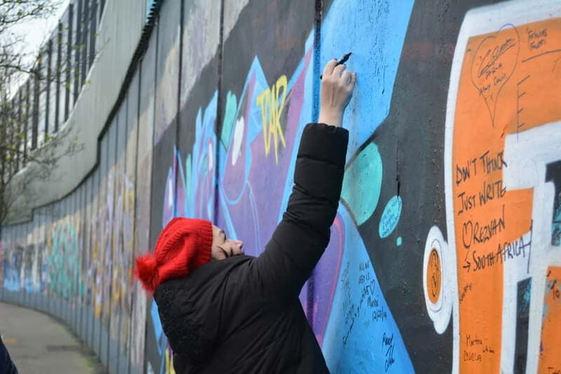 Belfast: Famous Murals Private Tour - Why This Tour is a Valuable Window into Belfasts Past