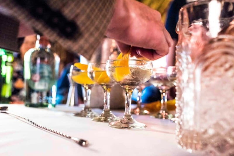 Belfast: Guided Gin Tour with 7 Gin Tastings - Key Points