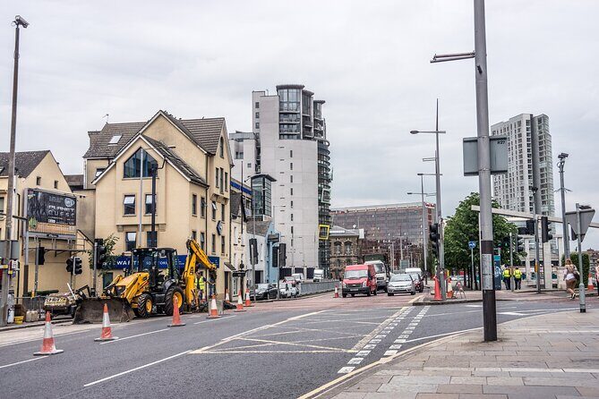 Belfast Like a Local: Customized Private Tour - Considerations and Drawbacks