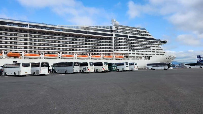 Belfast: Sightseeing Tour HOP ON HOP OFF from the City Hall - Key Points