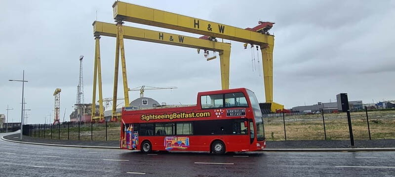 Belfast: Sightseeing Tour HOP ON HOP OFF from the City Hall - An In-Depth Look at the Belfast Hop-On Hop-Off Tour