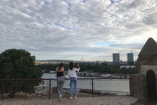 Belgrade center walking tour with Rakija, Cocktails and Burgers - FAQ
