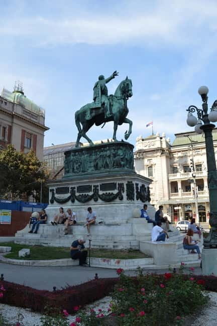 Belgrade: Get to know the city center and Serbian culture - Starting Point: The Hotel Moskva