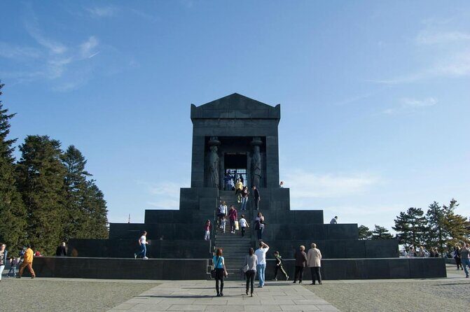 Belgrade Highlights and Avala Mountain Tour - Key Points