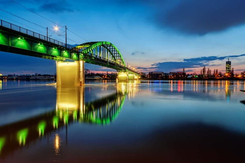 Belgrade: Sunset Sightseeing Cruise with Drinks - What to Expect When You Book