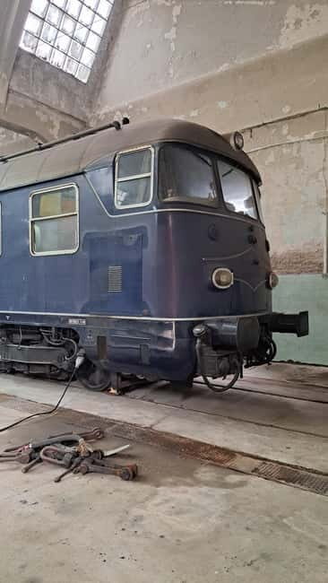 Belgrade:Tito's Blue train, House of Flowers, Retro Car Tour - A Closer Look at the Belgrade Retro Car Tour