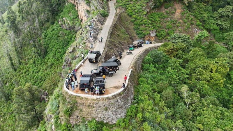 Belihuloya: Bakers Bend Hiking Trail Guided Tour - Setting the Scene: The Trail at a Glance