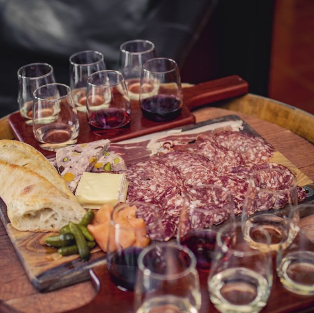 Bellarine Winery: Texas BBQ Platter Lunch with Wine - Key Points