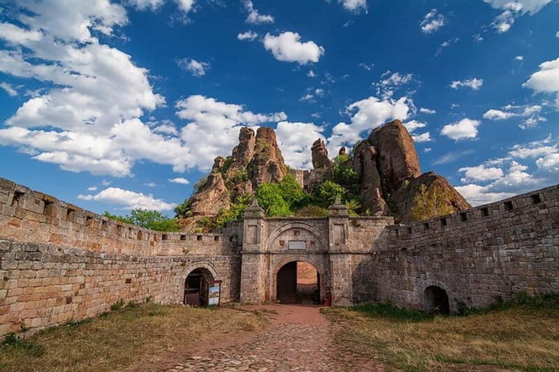 Belogradchik Rocks and Fortress from Sofia - Key Points