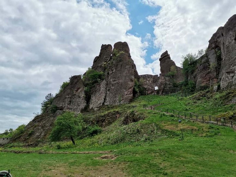 Belogradchik Rocks & Venetsa Cave Day Trip from Sofia - Venetsa Cave: Limestone Formations and Historical Depth