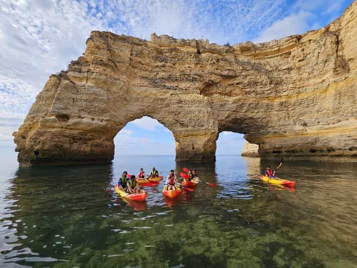 Benagil: 1:30Hour Kayak Rental with Private Parking - Key Points